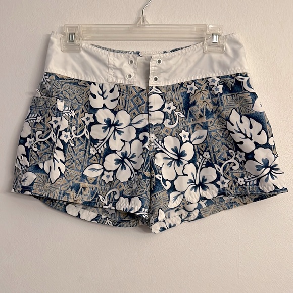 Vintage | Swim | Vintage Floral Hawaiian Hibiscus Flower Board Shorts ...